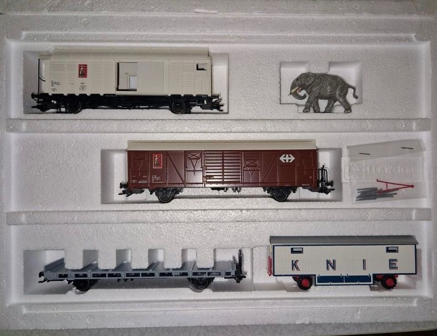 Märklin 4898 Zirkus Knie Set Neu (Neu und originalverpackt) in Belp für CHF 79 – mit Lieferung ...