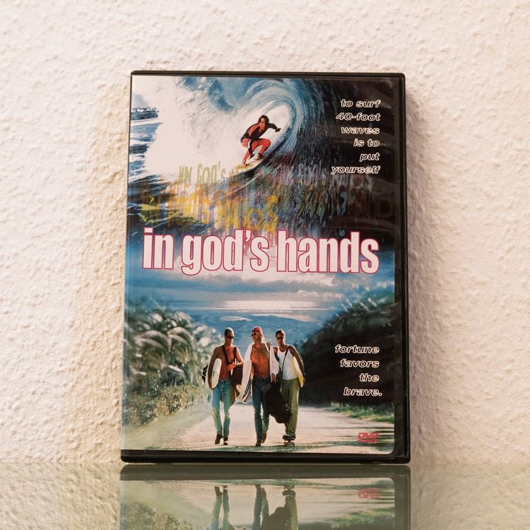 Surf-Film: In God's Hands (Gebraucht) in Spiez für CHF 1 – mit ...