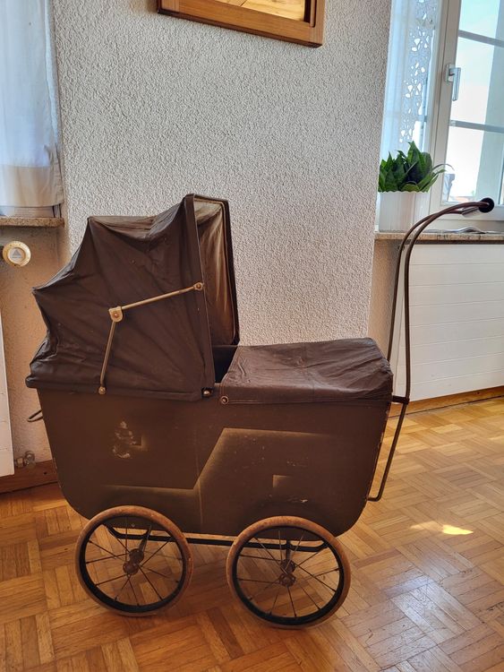 Antiker Puppenwagen Wisa Gloria (Gebraucht) in Kleinandelfingen für CHF 5 – nur Abholung auf ...
