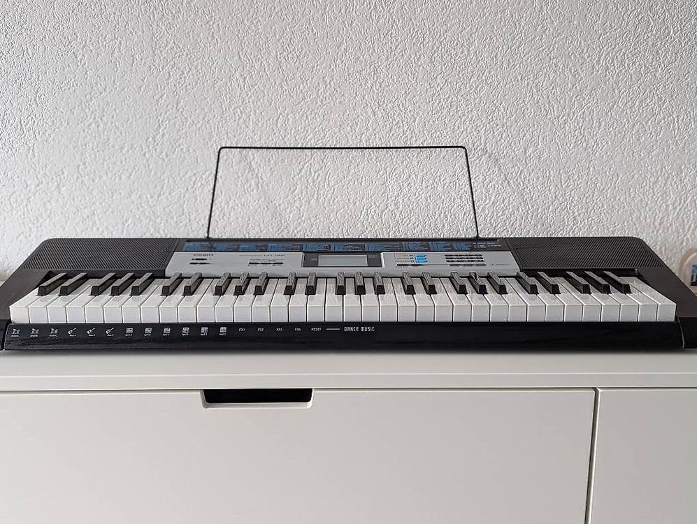 Casio LK-136 tragbares elektro Piano (Gebraucht) in Buchs AG für CHF ...