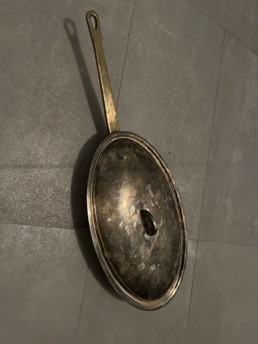 Poêle à flamber avec couvercle (D'occasion) à Seiry pour CHF 20 – avec ...