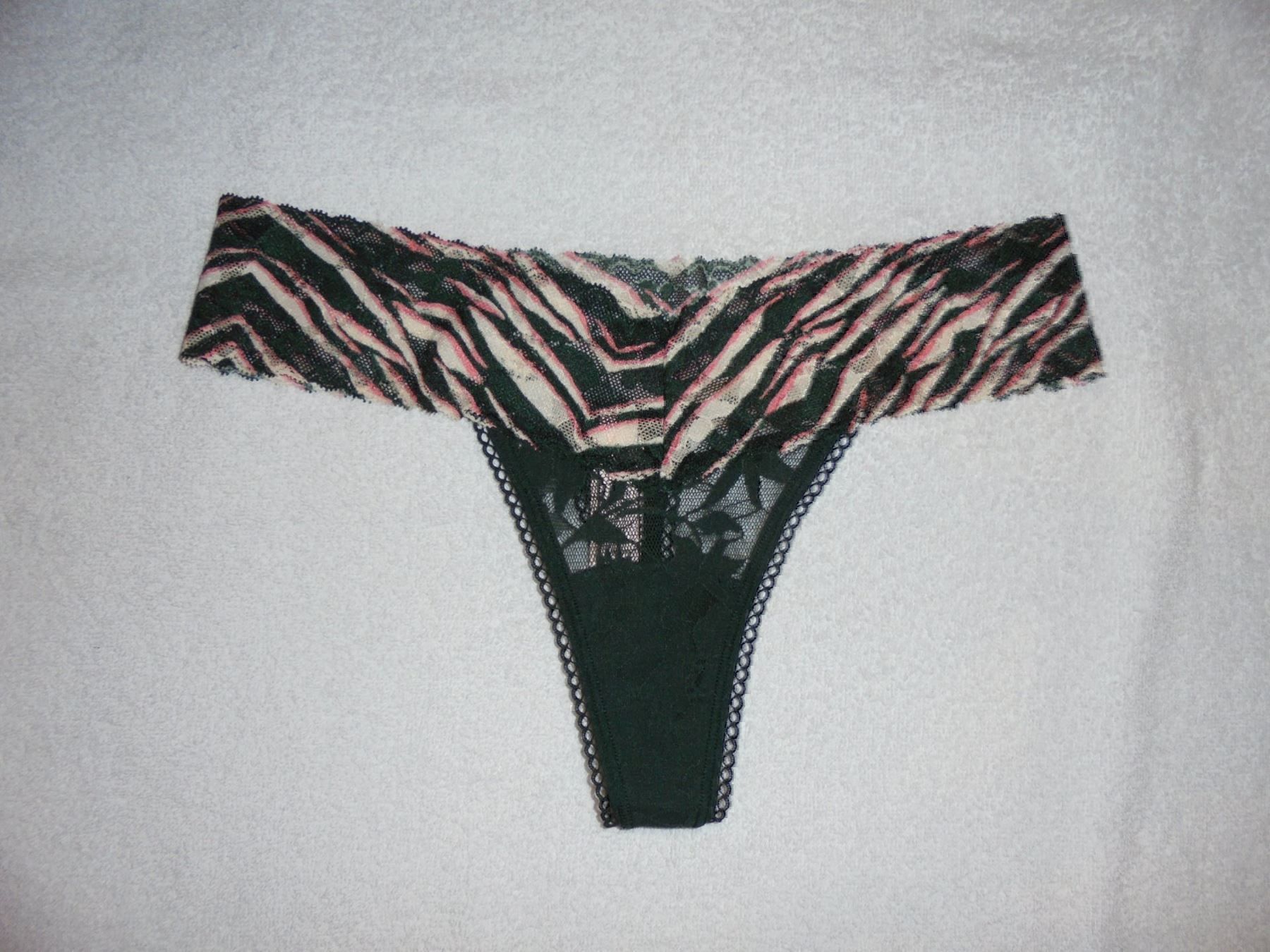 VICTORIA'S SECRET LACIE THONG, M, NEU (Neuf avec emballage d'origine) à ...
