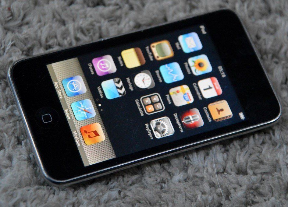 Apple iPod touch 8Gb A1288 (Gebraucht) in Collonges für CHF 38 – mit ...