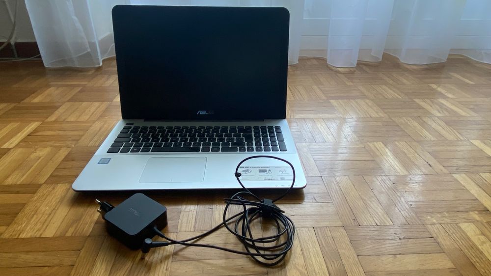 Laptop ASUS X555U | Kaufen auf Ricardo