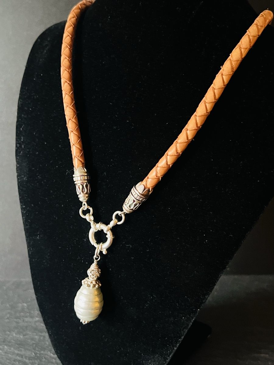Woven Leather and Sterling Silver Pendant Necklace💎 (Neu (gemäss ...