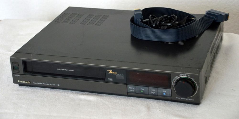 Videorecorder VHS Panasonic NV-G25 magnétoscope (Gebraucht) in ...