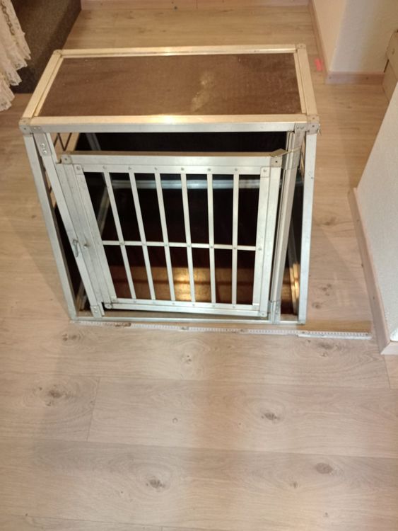 Box à chien (Gebraucht) in court für CHF 1 – mit Lieferung auf Ricardo ...