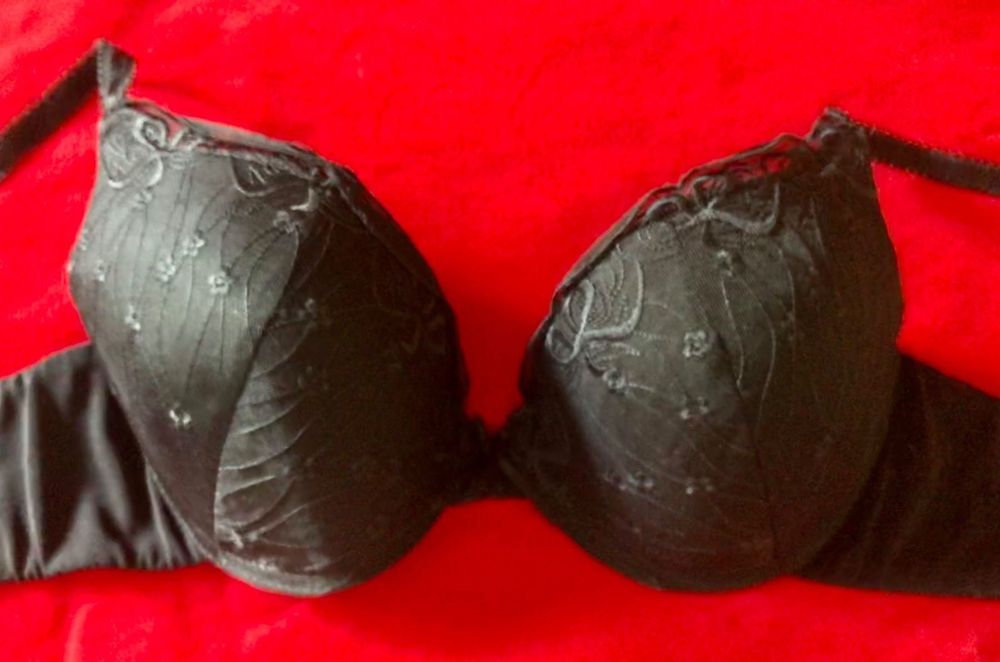 Schwarzer BH No Secret Gr. 80D | Kaufen auf Ricardo