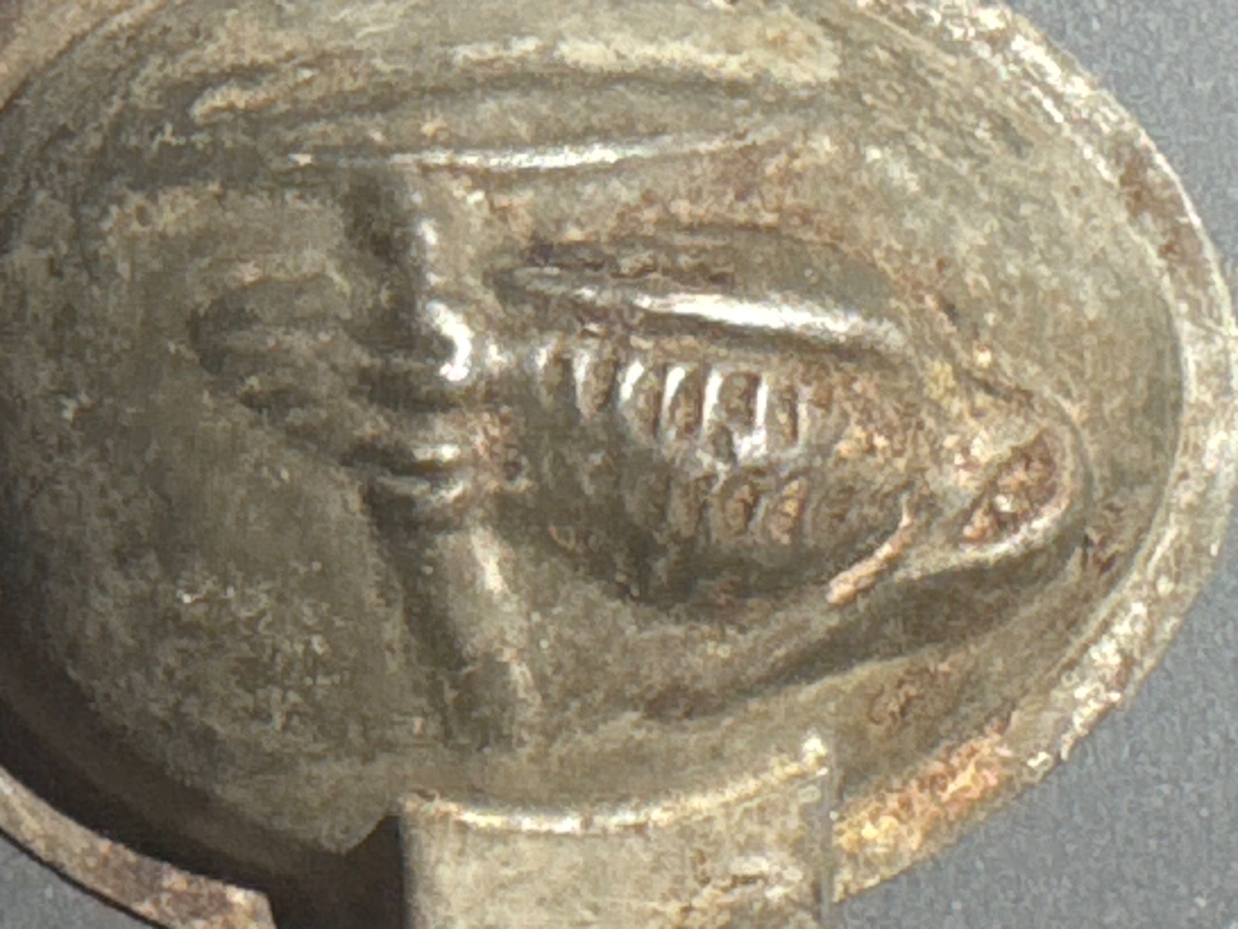 Ancien 1/2 moule chocolat schokoladenform œuf 5cm (Gebraucht) in Lajoux ...