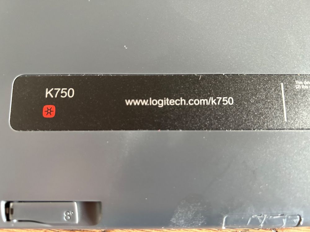 Logitech K750 Solar Tastatur | Kaufen auf Ricardo