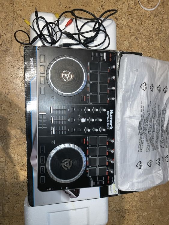 DJ Pult/ Mischpult Numark Mixtrack Pro 2 (Neu (gemäss Beschreibung)) in ...