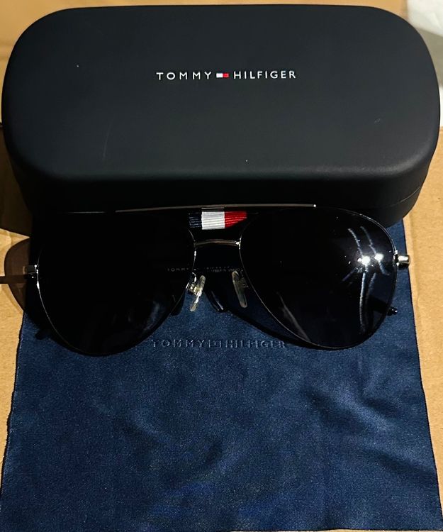 tommy hilfiger (Gebraucht) in Stans für CHF 89 – mit Lieferung auf ...