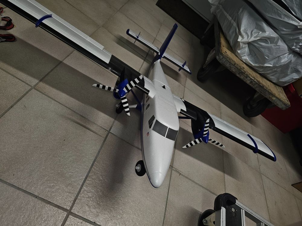 Eflite Twin Otter 1200mm BNF inkl Schwimmer (Neu (gemäss Beschreibung ...