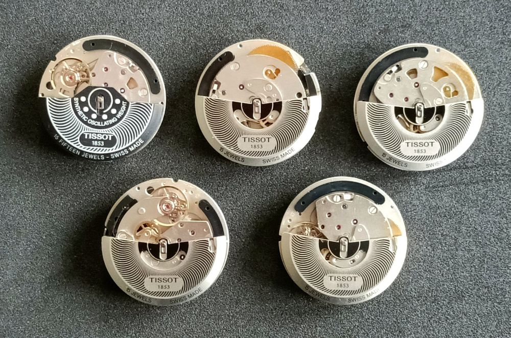 ETA-Tissot Kaliber C01.211 01211 Uhrwerk Chronograph Aut. (Defekt) in ...