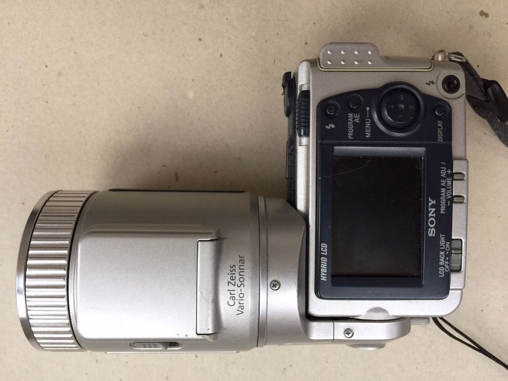 Sony Cyber-shot DSC-F505V 3,3 MegaPixels (Gebraucht) in Cossonay-Ville für CHF 8 – mit Lieferung ...