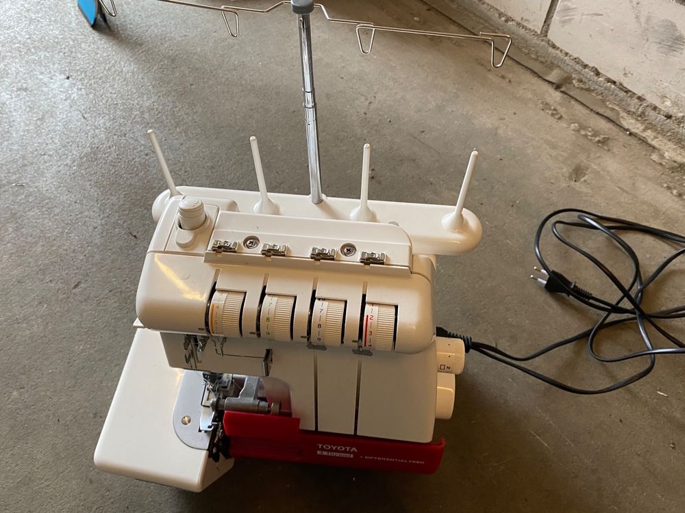 Toyota Overlock Maschine | Kaufen auf Ricardo