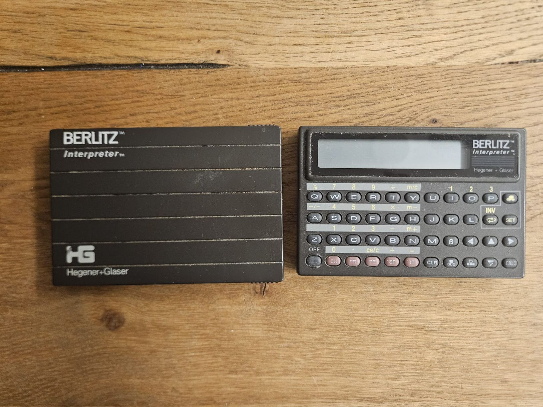 Berlitz Interpreter Taschenübersetzer Hegener+Glaser (Gebraucht) in ...