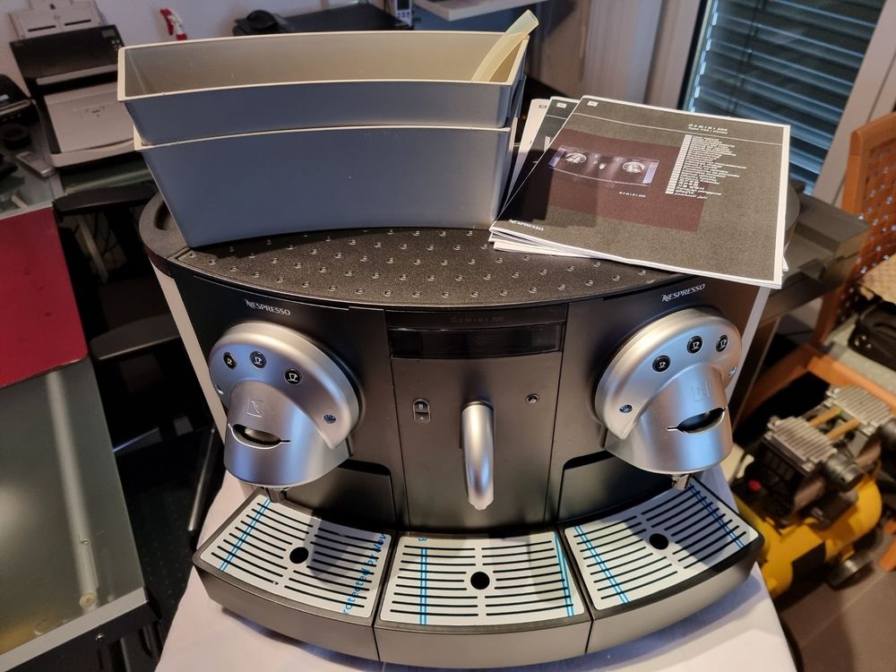 NESPRESSO GEMINI CS200 CS203 Typ 903 neue Schalen Topzustand | Kaufen ...
