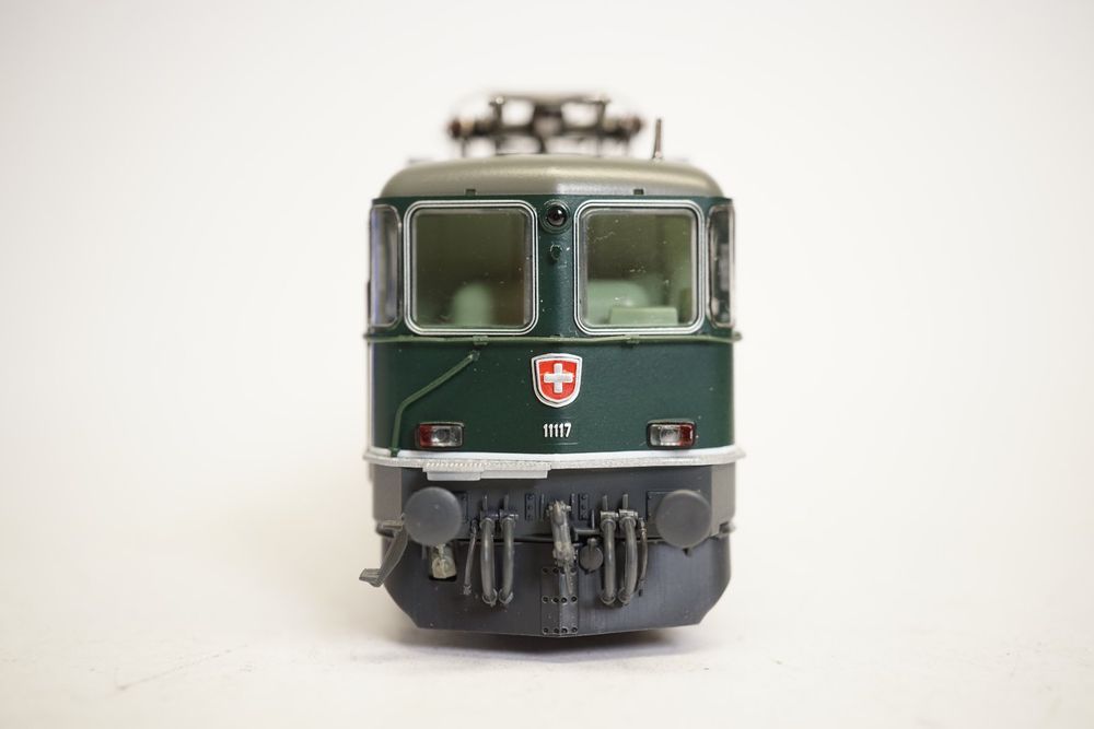 2ß Roco 63843 SBB Re 4/4 II grün 11117 eckige Scheinwerfer (Gebraucht ...