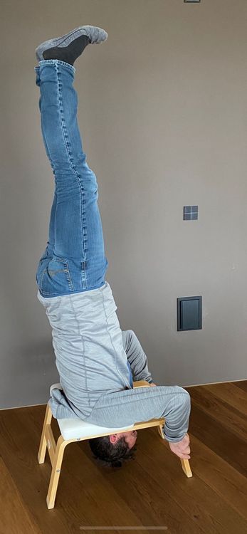 Kopfstandhocker (Gebraucht) in Lömmenschwil für CHF 25 – nur Abholung ...