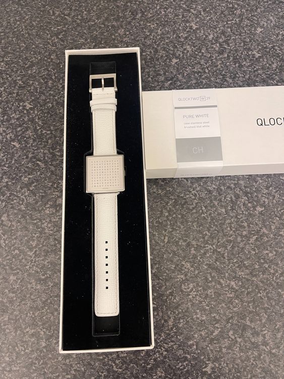 Qlocktwo W39 Pure White Armbanduhr (Gebraucht) in Rain für CHF 750 ...