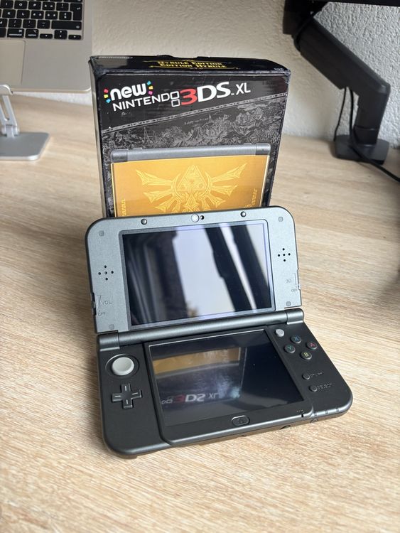 New 3ds XL - édition collector Hyrule (Gebraucht) in Fribourg für CHF ...