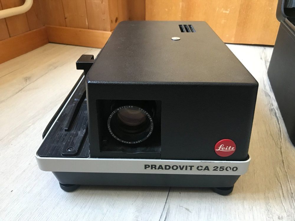 Beamer Lietz Pradovit CA 2500 (Gebraucht) in Brienz BE für CHF 100 – mit Lieferung auf Ricardo ...