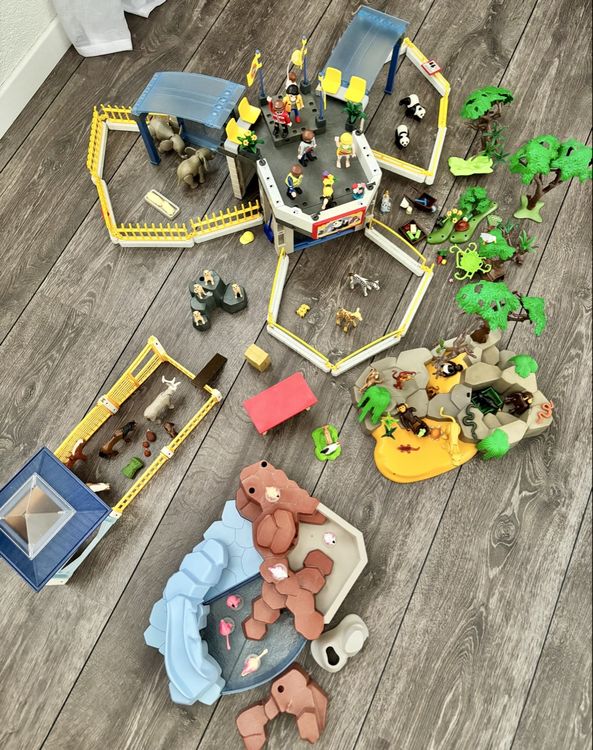 Playmobil Set 4093 Grosser Zoo (Gebraucht) in Eschenbach SG für CHF 55 ...
