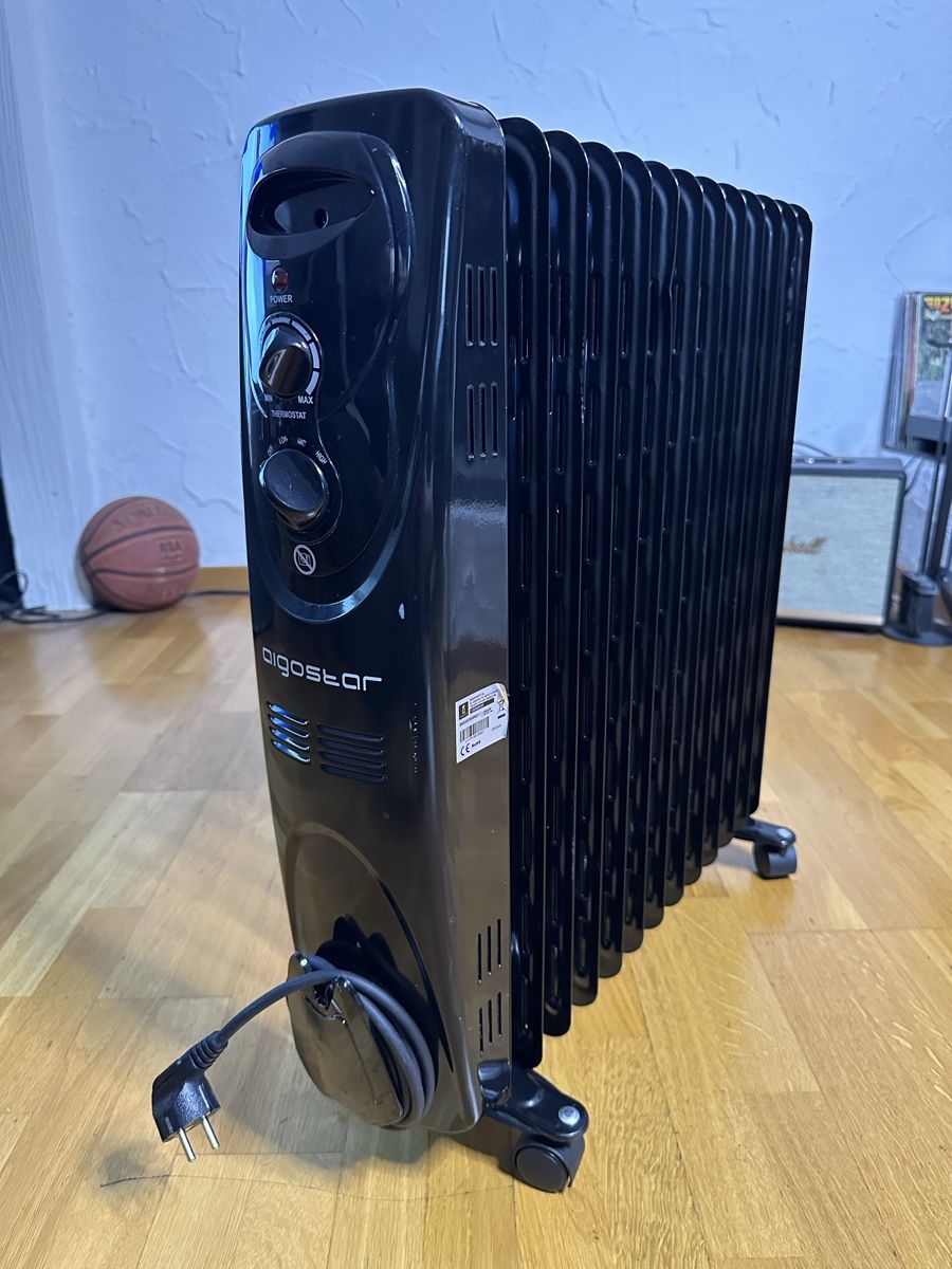 Aigostar Electric Radiator with Oil. 2500W (Gebraucht) in Zürich für ...
