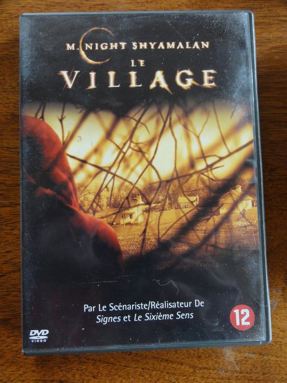 DVD Le Village, M. Night Shyamalan (Gebraucht) in L' Auberson für CHF 3 ...