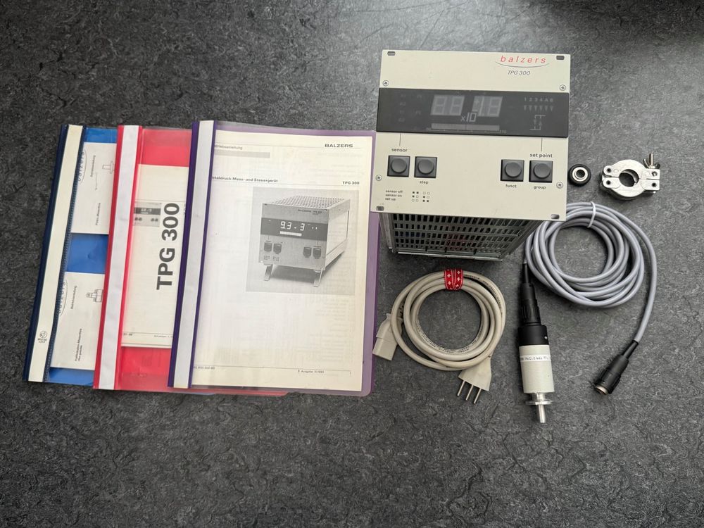 BALZERS TPG-300 Vakuum Meter (Totaldruck: Pirani / Penning) (Gebraucht ...