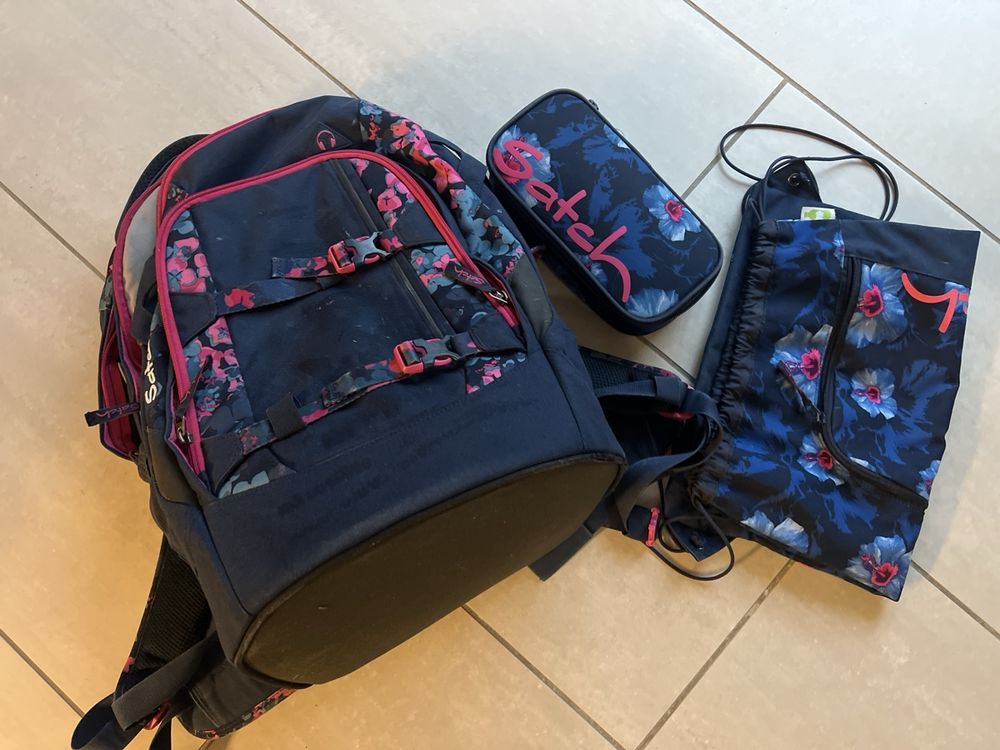 Schulrucksack von Satch mit Etui und Turnbeutel (Gebraucht) in ...