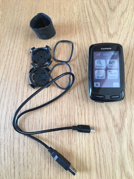 Garmin Edge 800 mit USB-Ladekabel und Lenkerhalterung | Kaufen auf Ricardo