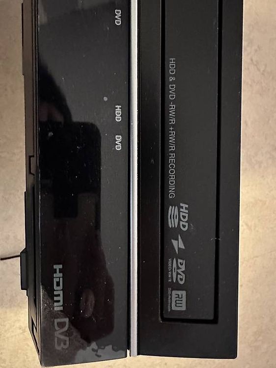 Toshiba RDXV49 - DVD VHS HDD Video Recorder VCR Kombigerät | Kaufen auf Ricardo