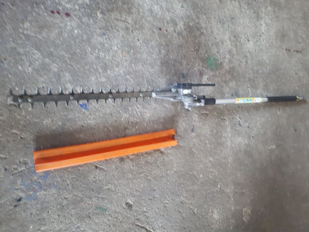 Heckenschere Stihl zu KM ACHTUNG DEFEKT (Gebraucht) in Hottwil für CHF 5 – nur Abholung auf ...