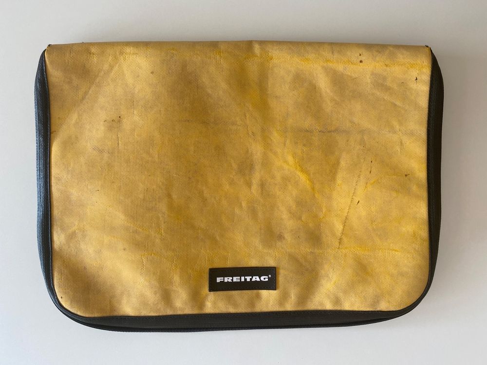 Freitag Laptop-Hülle 16 Zoll (Gebraucht) in Basel für CHF 29 – mit ...