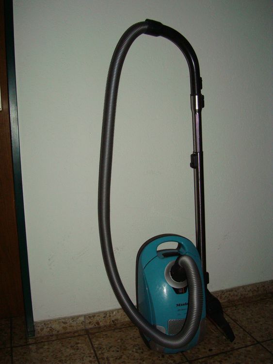 Miele Staubsauger (Gebraucht) in Affoltern am Albis für CHF 60 – nur ...