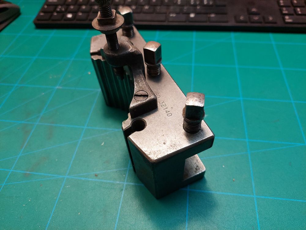 Multifix Swiss Made mit 7 Haltern 22/B bis zu 9PS Maschinen (Gebraucht ...