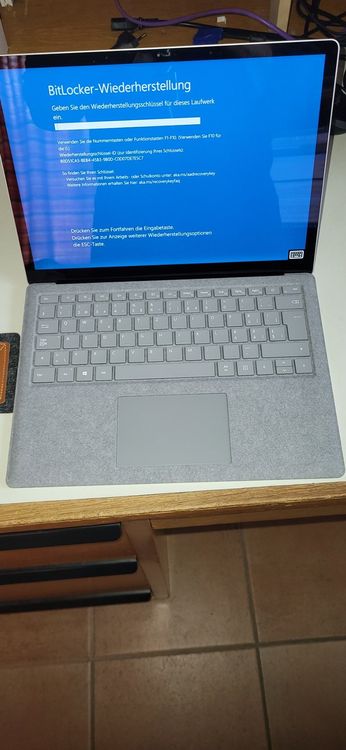 Microsoft Surface Book 2 (Defekt) (Defekt) in Zollbrueck für CHF 82 ...