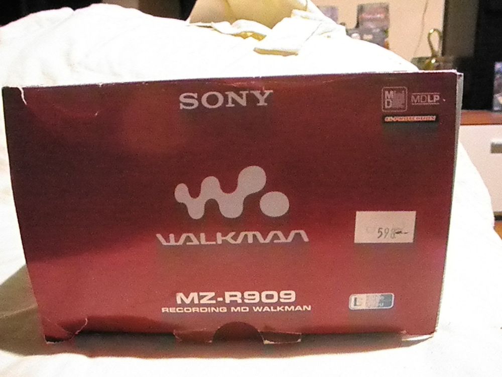 Sony MZ-R 909 tragbarer MiniDisc MDLP Neu (Neu und originalverpackt) in Wittenbach für CHF 170 ...