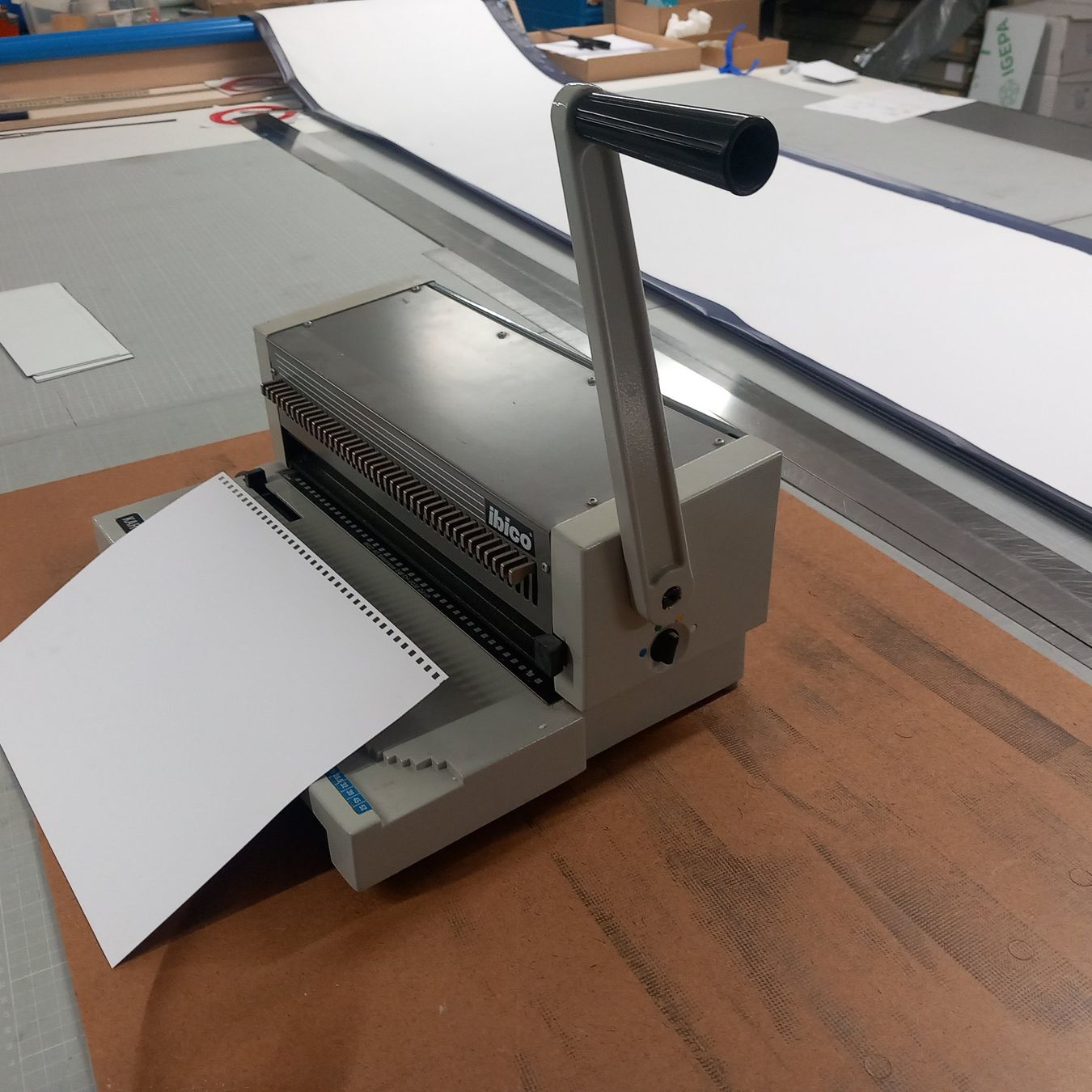 ibico WIRO-Binder (Gebraucht) in Mönchaltorf für CHF 120 – nur Abholung ...