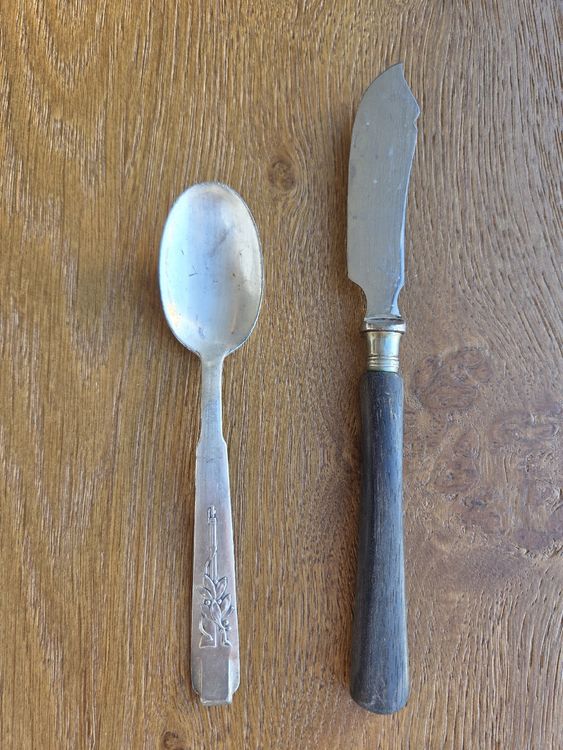 Löffel Sternegg Schaffhausen und Messer mit Holzgriff (Gebraucht) in ...