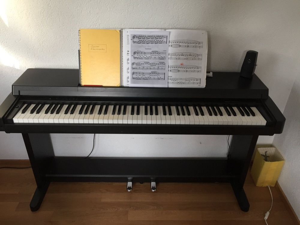 E-piano yamaha clavinova CLP-350 (Gebraucht) in für CHF 300 – nur ...