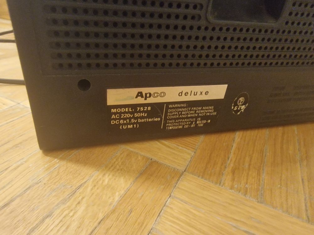Radio portable Apco Deluxe 7528 vintage bois (Gebraucht) in La Chaux-de ...