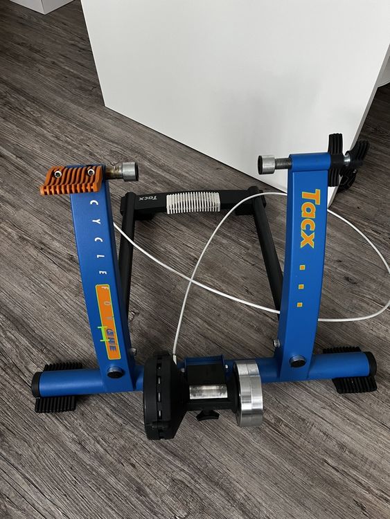 Tacx Cycleforce 1 Rollentrainer (Gebraucht) in für CHF 1 – nur Abholung ...
