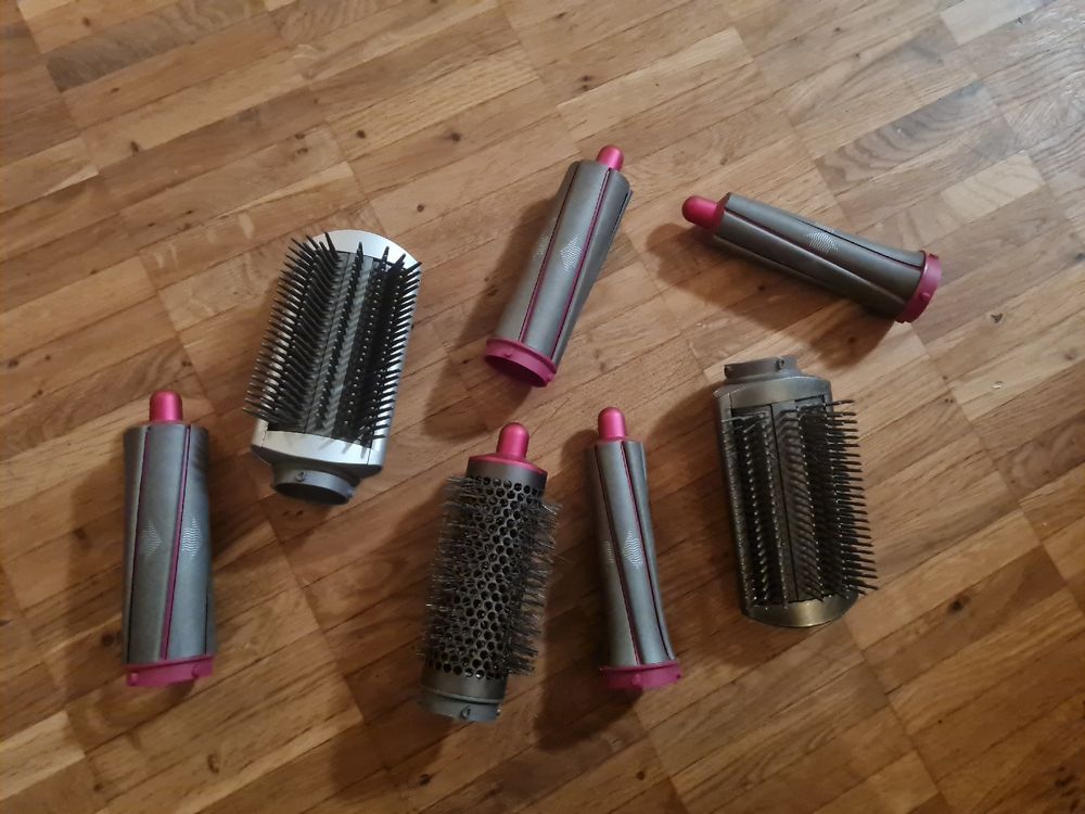 Dyson Airwrap Aufsätze Bürsten Set Lockenstab Fön | Kaufen auf Ricardo