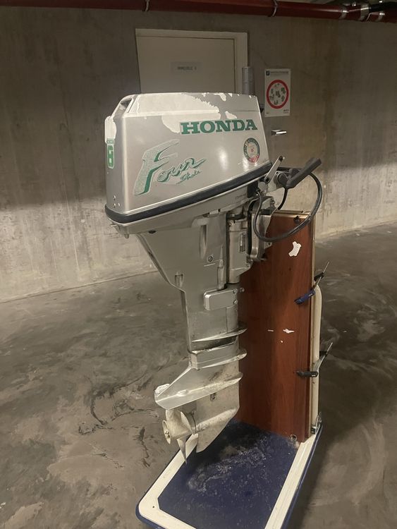 Hors bord Honda 8cv 4 temps (D'occasion) à Yvonand pour CHF 600 ...