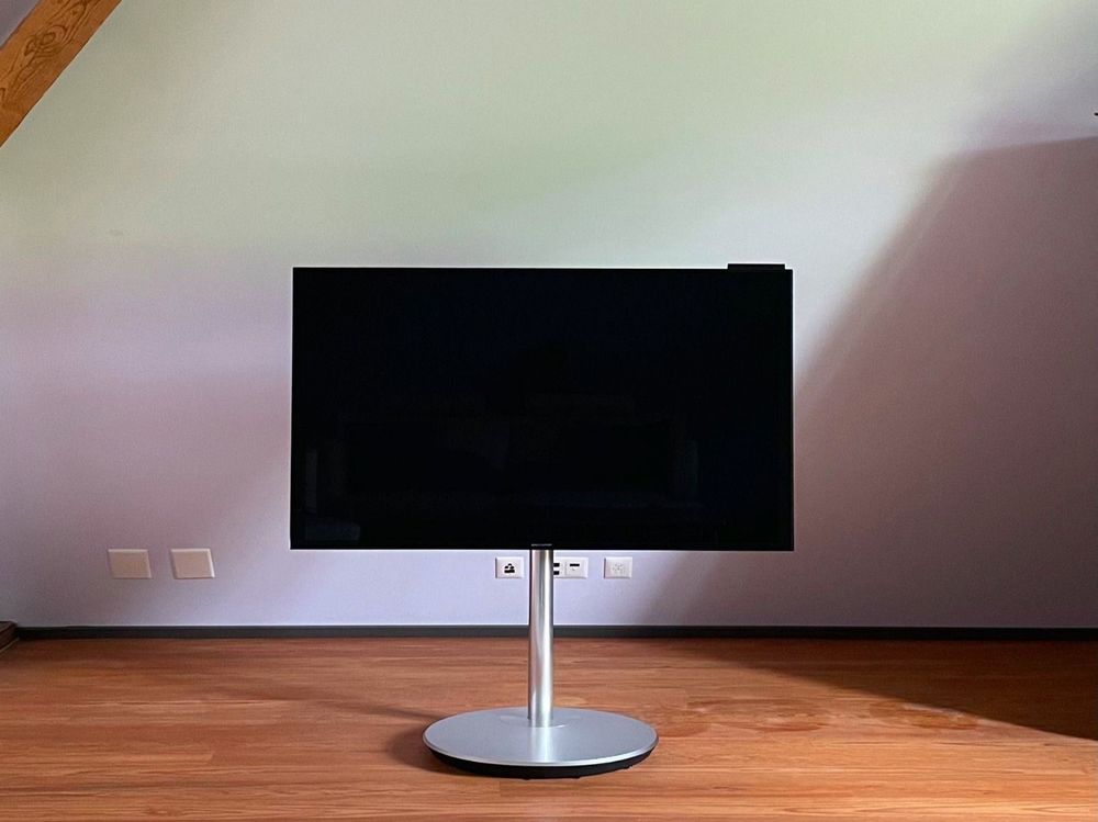 B&O BeoVision Avant 55 inkl. Standfuss | Kaufen auf Ricardo