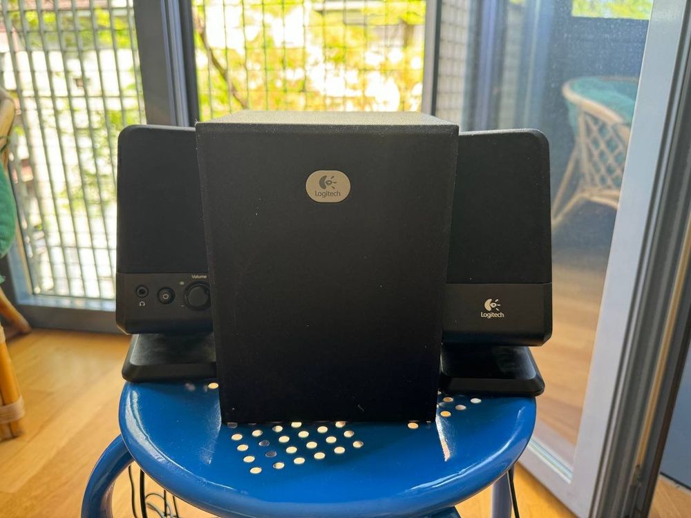 Logitech R20 Lautsprecher | Kaufen auf Ricardo