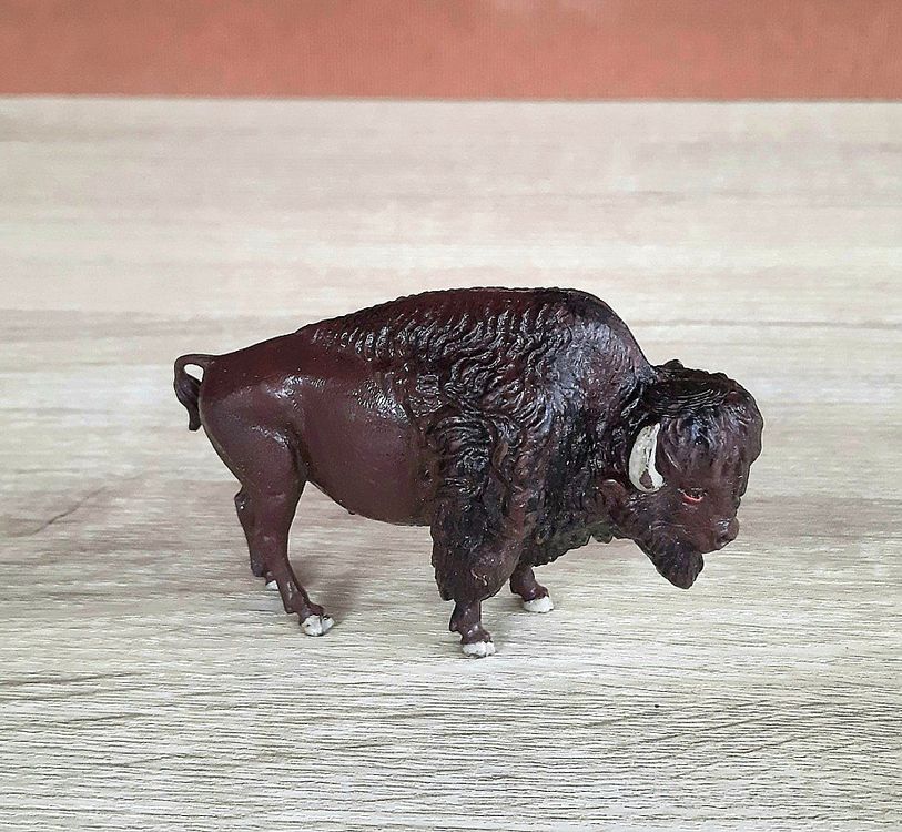 Vintage Antique Toys - Buffalo - England (Gebraucht) in Montmelon für ...